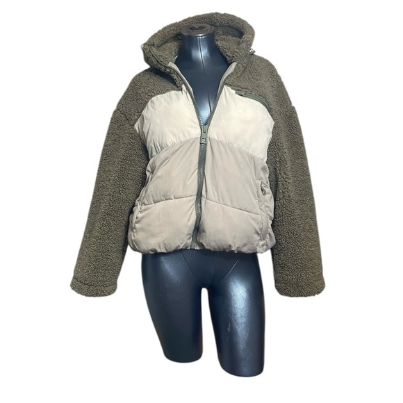 Zara | Jackets & Coats | Zara Color Block Olive Sherpa Hooded Puffer ...